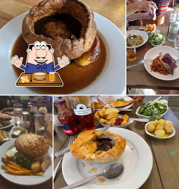 The Black Bear Inn in Moreton-in-Marsh - Restaurant menu and reviews