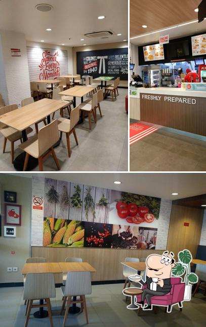 KFC restaurant, East Jakarta, Jl. Jend. Basuki Rachmat No.8 ...