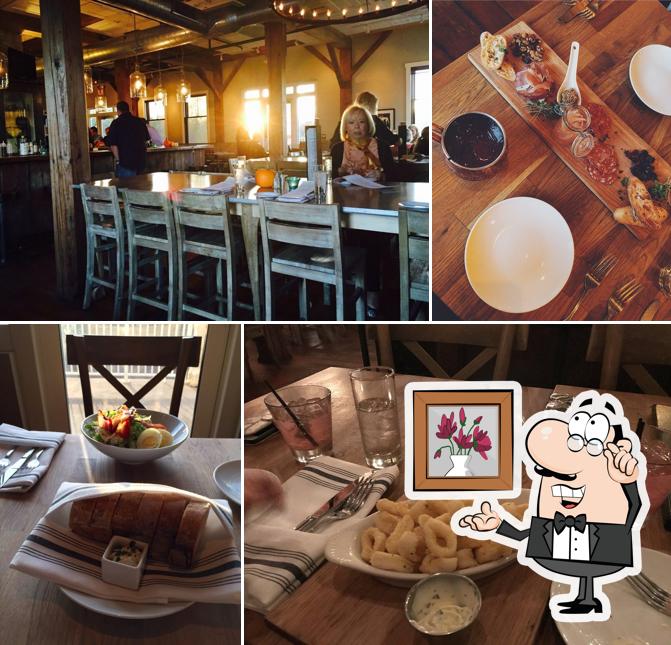 Bleu Restaurant & Lounge, De Pere - Restaurant menu, prices and reviews