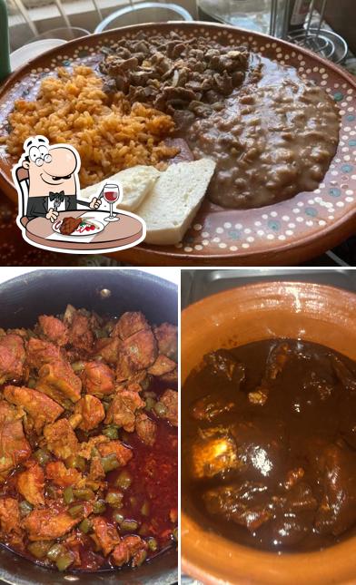 LA FONDITA DE DOÑA LENCHA restaurant, Tecate