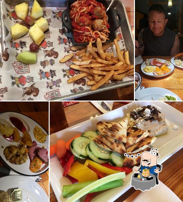 Loose Moose Bar & Grill, Williamsburg - Restaurant menu, prices and reviews