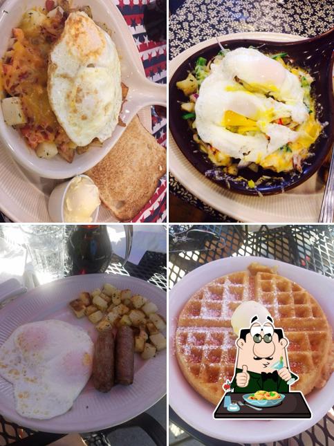 Le Peep, Champaign - Restaurant menu, prices and reviews