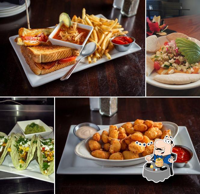 New Line Tavern in Chicago - Restaurant menu and reviews