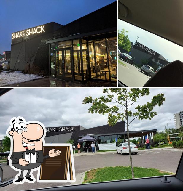 Shake Shack, 6603 France Ave S in Minneapolis - Restaurant menu and reviews