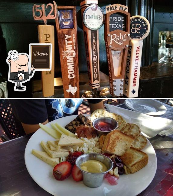 The Roundabout - Rockwall in Rockwall - Restaurant menu and reviews