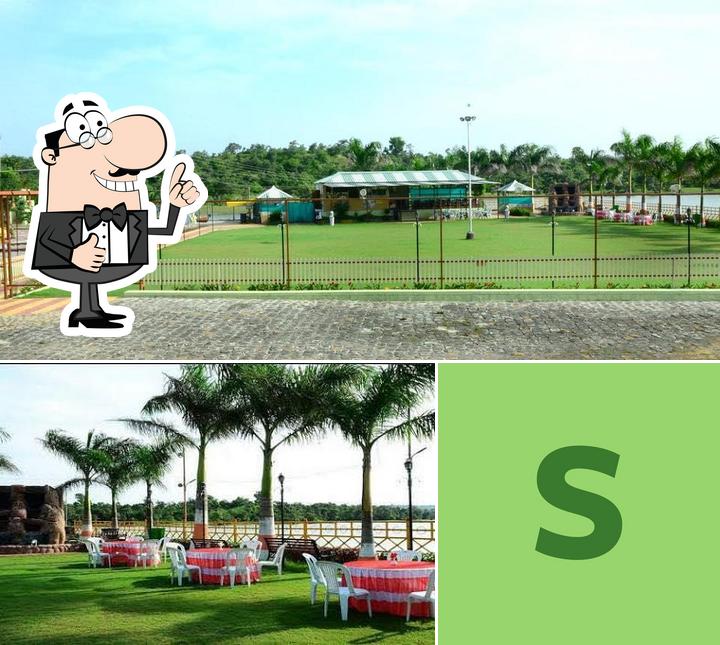 Shri Srushti farm & Resort, Nagpur - Restaurant reviews