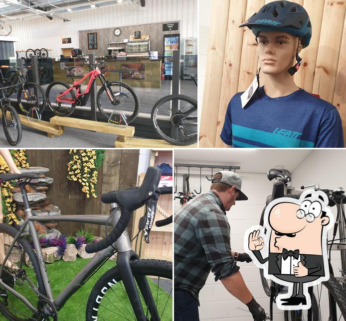 Alpha Cycle Worx in Mold - Restaurant reviews