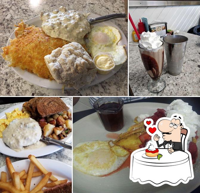 Top 5 restaurants with hot dogs in Arlington, Washington, august 2025 ...