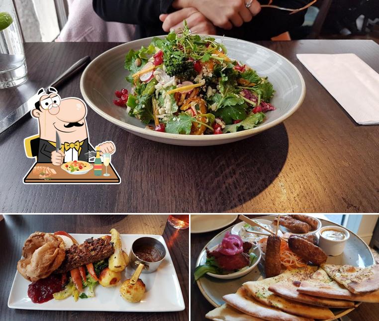 Hawk Battlesbridge Wickford in Wickford - Restaurant menu and reviews