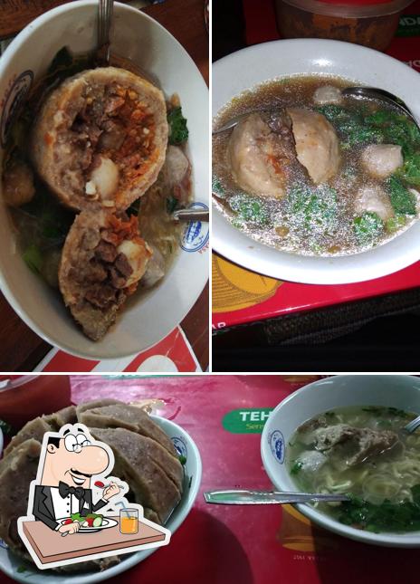 Bakso Raksasa Beranak - Wong Solo restaurant, Purwokerto - Restaurant ...