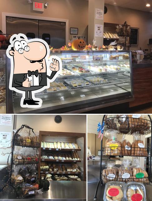 Buono's Bakery Cranston, Cranston - Restaurant menu, prices and reviews