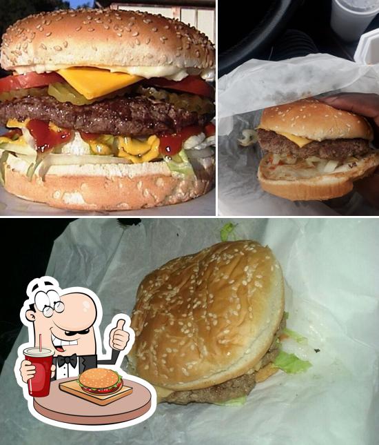 Fat Mo's, 2620 8th Ave S in Nashville - Restaurant menu and reviews