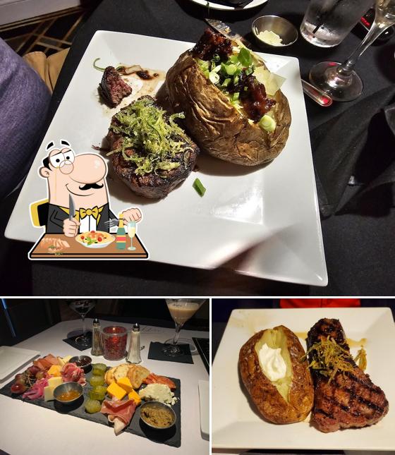 Alexander Pierce Restaurant in Akron - Restaurant menu and reviews