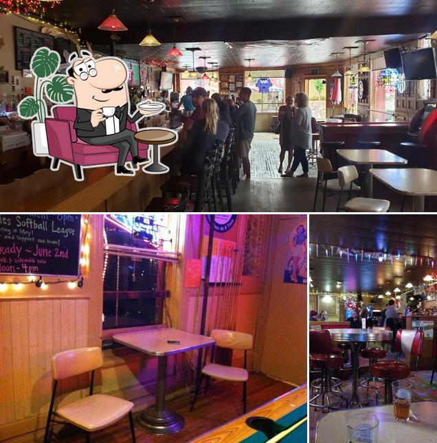 Regano's Roman Coin, Milwaukee - Restaurant menu, prices and reviews