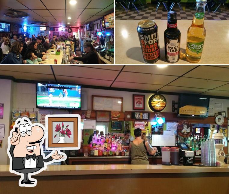 Bummie's On Main, Newark - Restaurant menu, prices and reviews