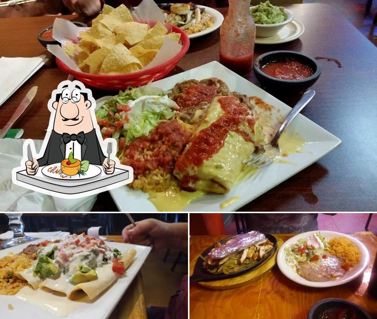 Dos Laredos Tex-Mex, Commerce - Restaurant menu, prices and reviews