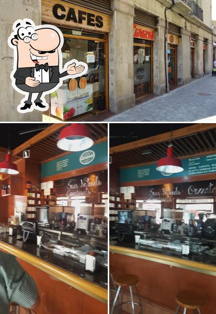 Cafès Caracas Botiga on comprar Cafè, Cafeteria i Bar, Carrer de Sant ...
