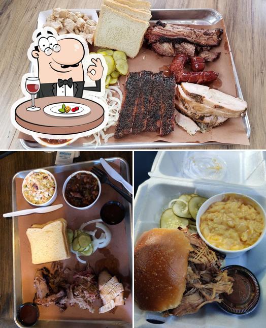 The Proper Pig Smokehouse, 17100 Detroit Ave in Lakewood - Restaurant ...