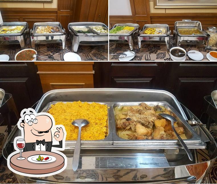Catering Maharani, Surabaya, Jl. Pacarkeling VI/12 - Restaurant reviews