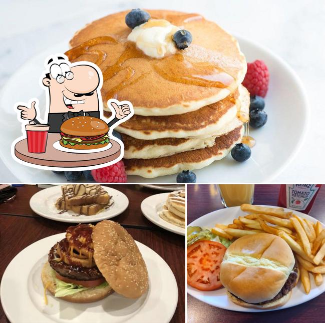 RED Berry Café in Muscatine - Restaurant menu and reviews