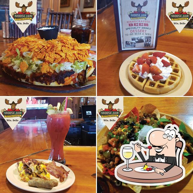 Moosejaw Pizza & Dells Brewing Co., Wisconsin Dells - Restaurant menu ...