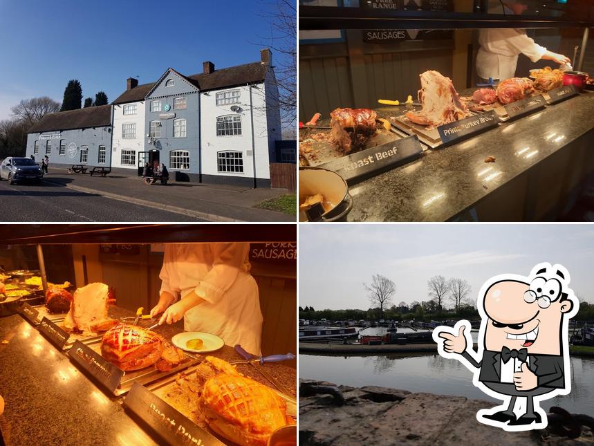 The Pretty Pigs Stonehouse, Tamworth - Restaurant menu, prices and reviews
