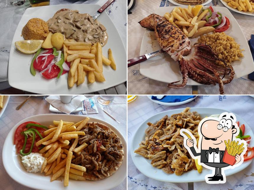 Find the best place to eat in Perissa, autumn 2024 - Restaurant Guru