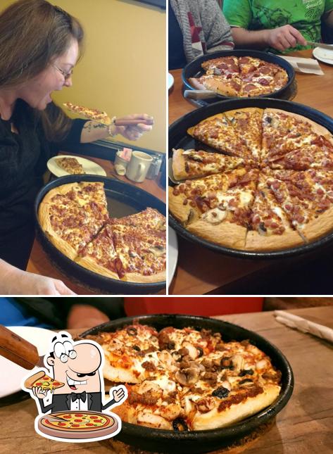 Pizza Hut Chatham in Chatham-Kent - Restaurant menu and reviews