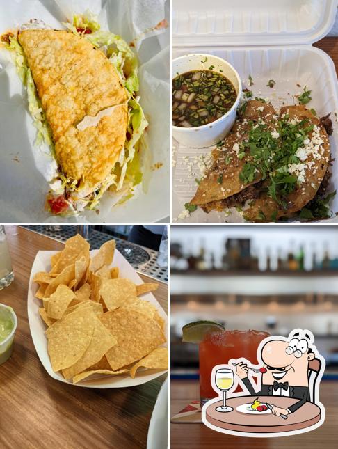 Left Coast Taco in East Aurora - Restaurant menu and reviews