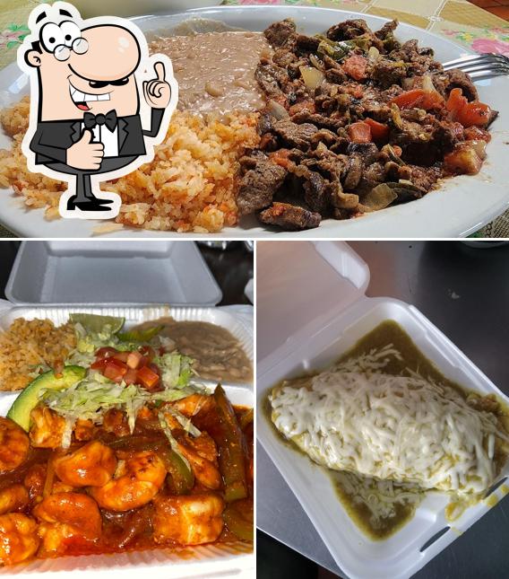 Las Comadres Lopez, Cutler - Restaurant menu, prices and reviews