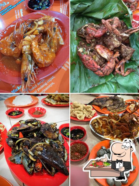 Wiro Sableng 212 Kelapa Gading, North Jakarta - Restaurant menu, prices ...