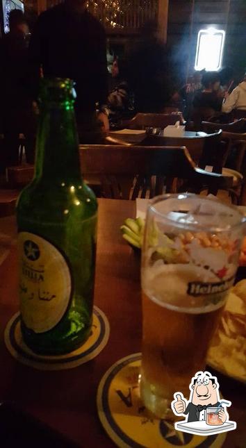 Hooligans pub & bar, Alexandria, 14 champilion