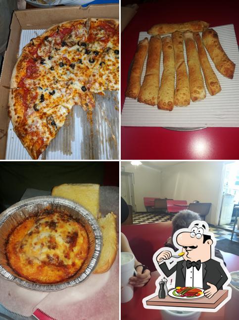 Russell's Pizza in Wagener - Restaurant menu and reviews