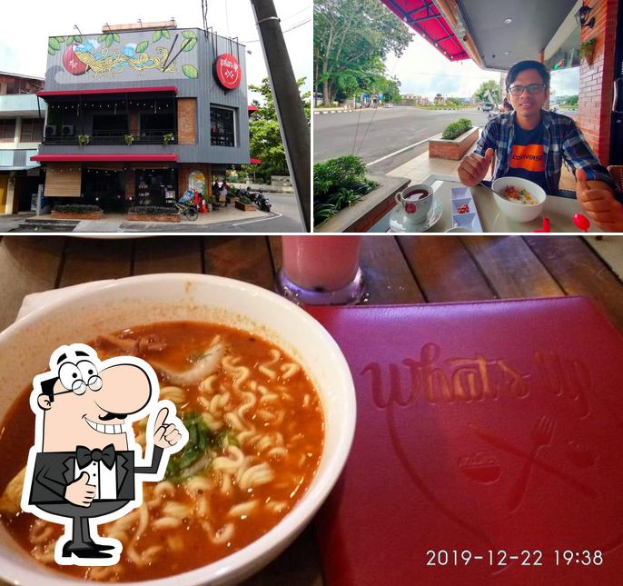 What's Up Cafe, Tanjung Pandan - Restaurant reviews