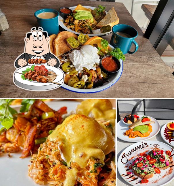 Swami's Cafe Hillcrest, San Diego - Restaurant menu, prices and reviews