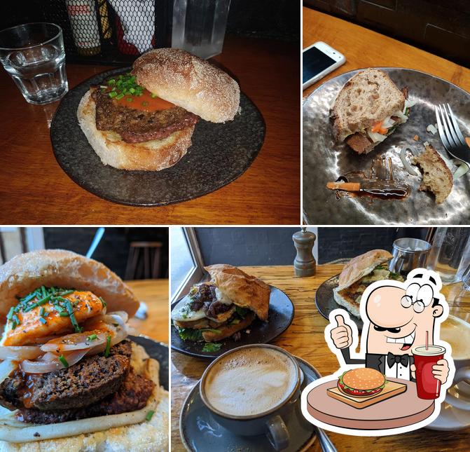 Best poutine in Glasgow restaurants, summer 2024 - Restaurant Guru
