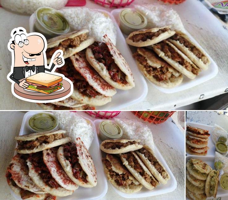 Restaurante Gorditas Y Tacos Timo, China - Opiniones del restaurante