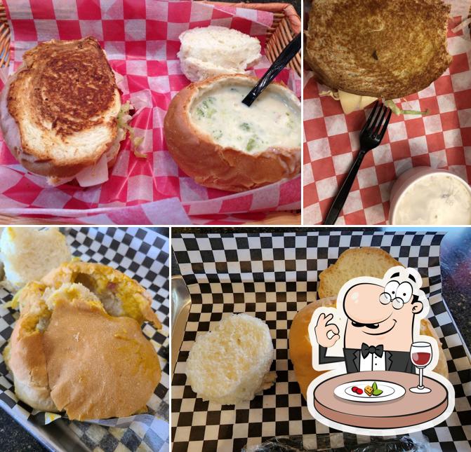 Cinnamon's Deli, 209 S West St in Wichita - Restaurant menu and reviews