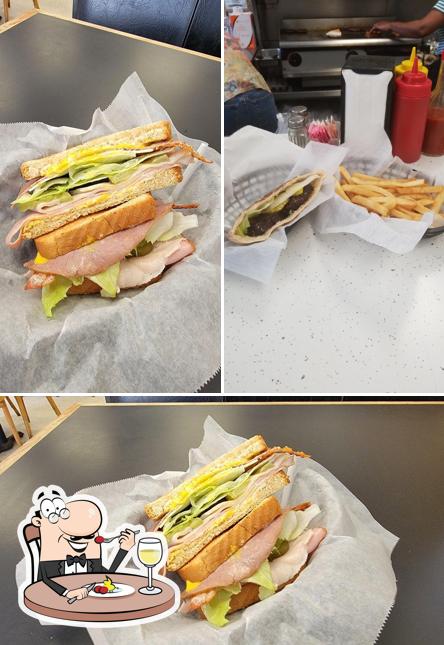 Goal Post Sandwich Shop, Jacksonville - Restaurant menu, prices and reviews