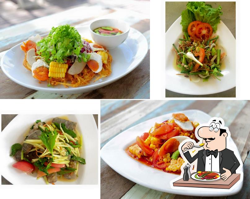 ส้มตำทอดบ้านชายน้ำ restaurant, Chanthaburi