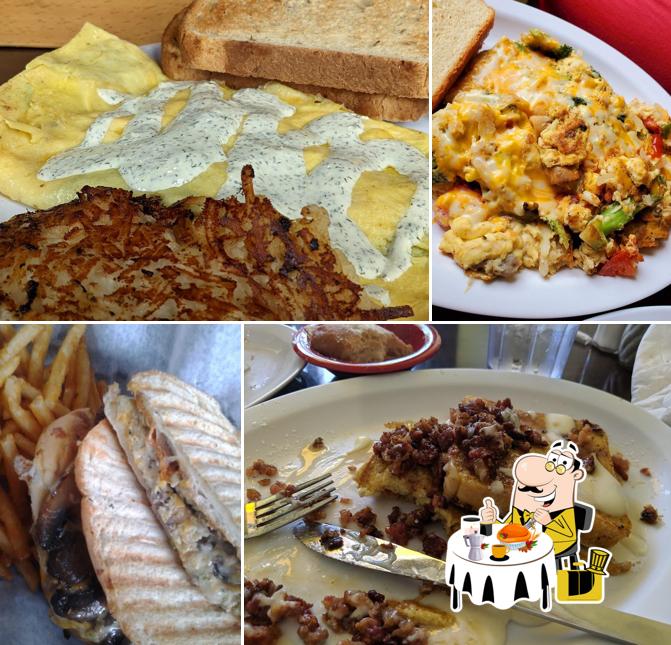 Flip Cafe in Edinboro - Restaurant menu and reviews