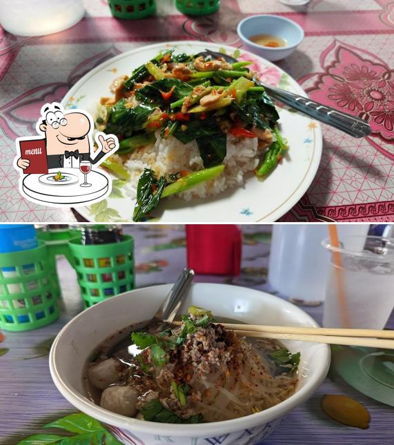 ร้านเจ๊น้อย, Nong Lu - Menú del restaurante, precios y reseñas