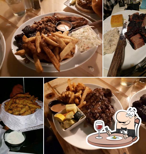 Black Dog Bar and Grille, Putnam - Restaurant menu, prices and reviews