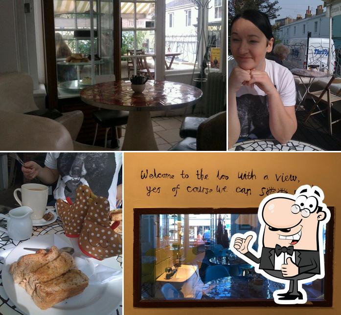 Inside Out Cafe in Brighton - Restaurant reviews