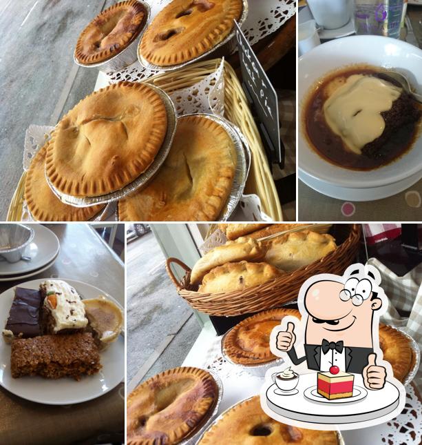 Top 5 restaurants with pizza in Arnside, september 2025 - Restaurant Guru