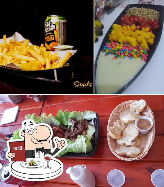 SNACKS pub & bar, São Paulo, Rua da Terra Portucalense - Restaurant ...