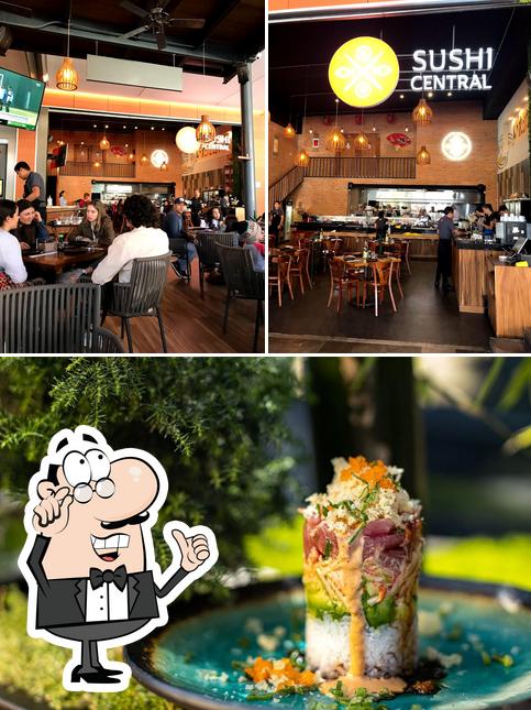 Sushi Central Punto Sur restaurant, Club de Golf Santa Anita, Punto Sur ...