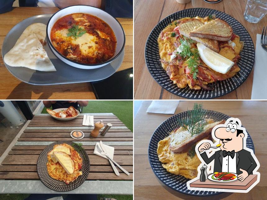 Eating Station in Ravenhall - Restaurant menu and reviews
