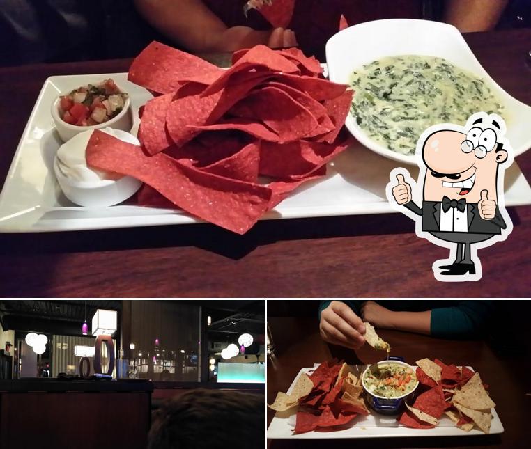 Milestones, 1080 Baxter Rd in Ottawa - Restaurant menu and reviews