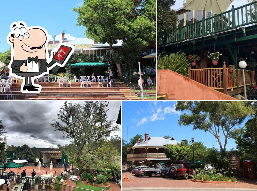 Mundaring Weir Hotel in Mundaring - Restaurant menu and reviews